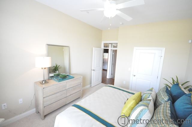 Liberty Place Apartments & Studios, Columbus, OH - 1-2 Bedrooms in ...